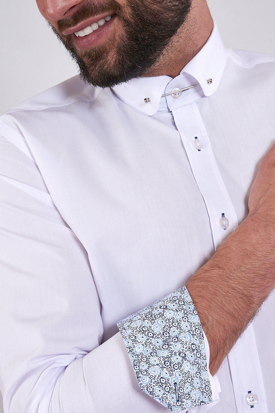 Benson White Penny Collar Shirt with Collar Bar | Marc Darcy
